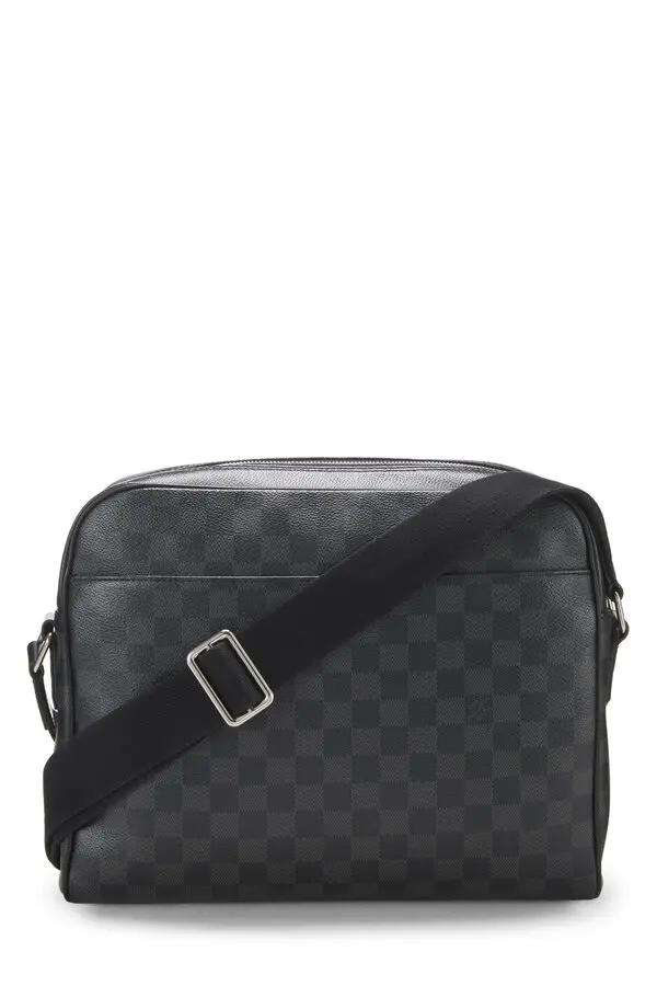 LOUIS VUITTON Damier Graphite Dayton Reporter