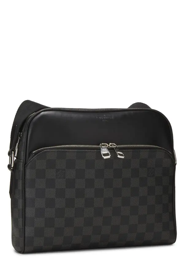 LOUIS VUITTON Damier Graphite Dayton Reporter