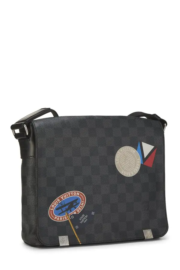 LOUIS VUITTON Damier Graphite League District Nm