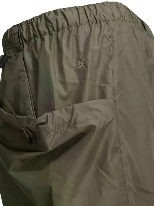 GOLDWIN Water-repellent Shorts - Brown