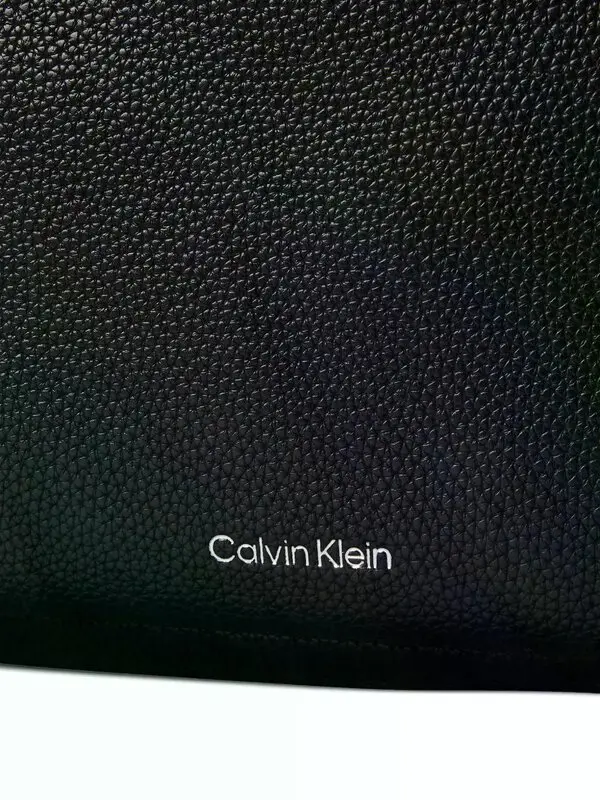 Calvin Klein Pebbled-texture Shoulder Bag