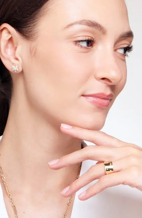 SYNA JEWELS 18k Yellow Gold Flower Stud Earrings - Diamond