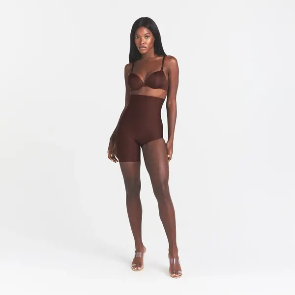 SKIMS Left Leg Solution Short - Cocoa