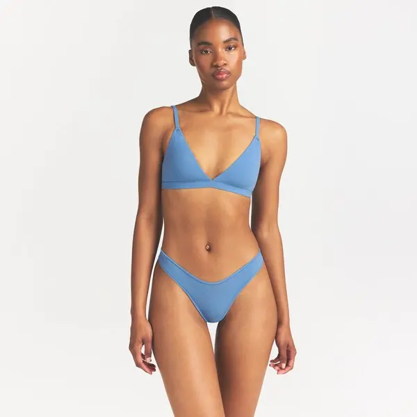 SKIMS Dipped Front Thong | Blue | | Fits Everybody - Arctic