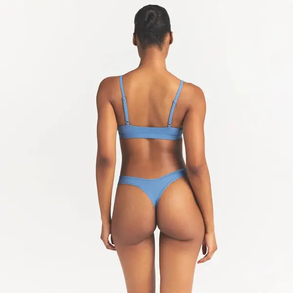 SKIMS Dipped Front Thong | Blue | | Fits Everybody - Arctic
