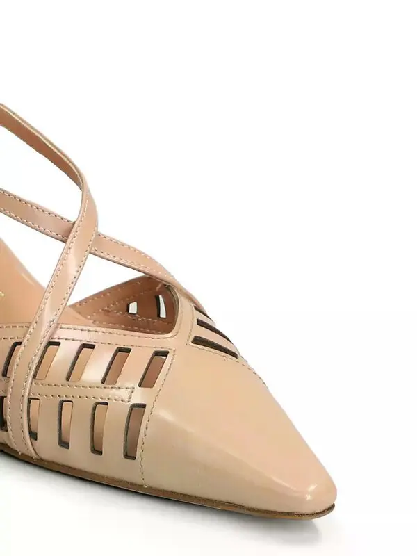 JULIE DEE Cut-out Pointed-toe Pumps
