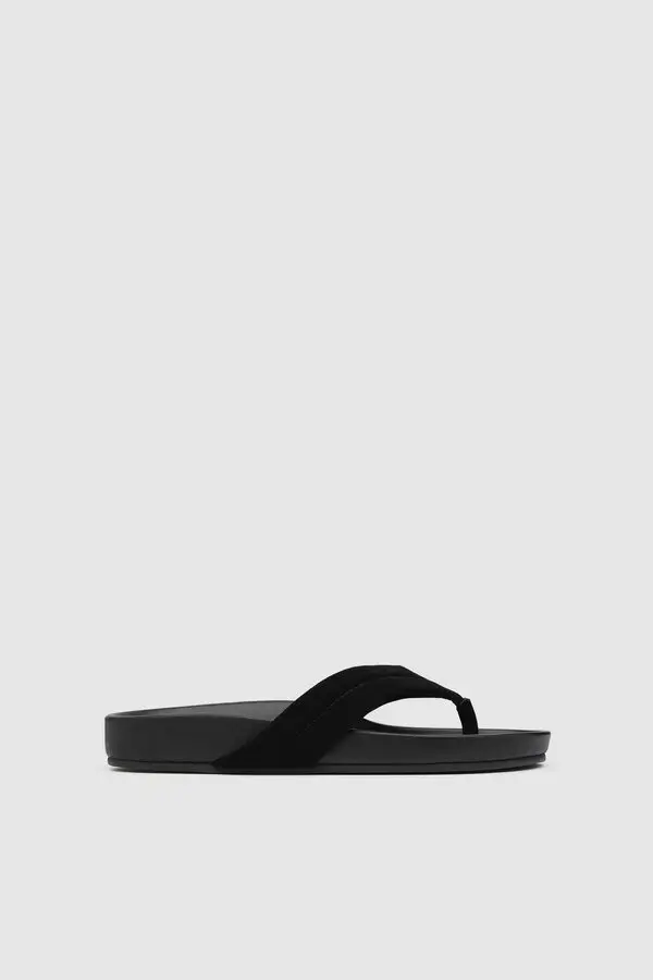 ST. AGNI Suede Stitch Detail Platform Thong Slides - Black