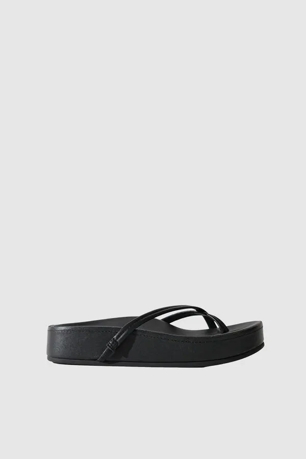 ST. AGNI Cross Strap Flatform - Black