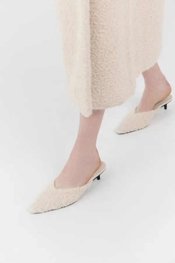 ST. AGNI Teddy Heel Bouclé Mules