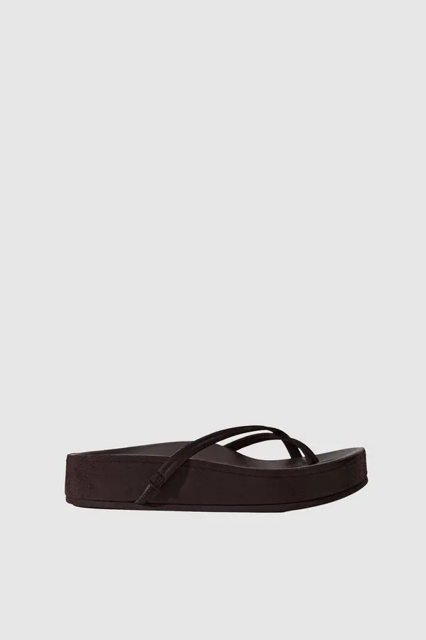 ST. AGNI Suede Cross Strap Flatform - Coffee