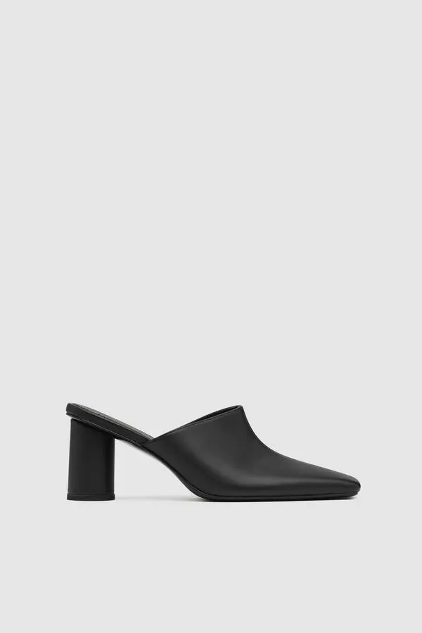 ST. AGNI Clog Cylinder Heel - Black
