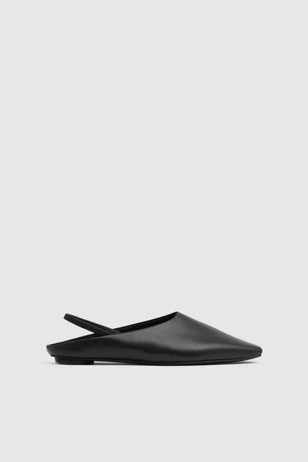 ST. AGNI Classic Slip On Flat - Black