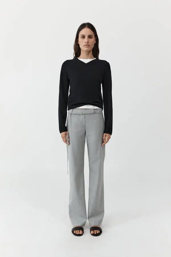 ST. AGNI Fine Merino V-neck Sweater - Black