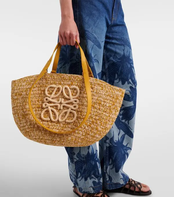 Loewe Paula's Ibiza Eclipse Medium Raffia Basket Bag