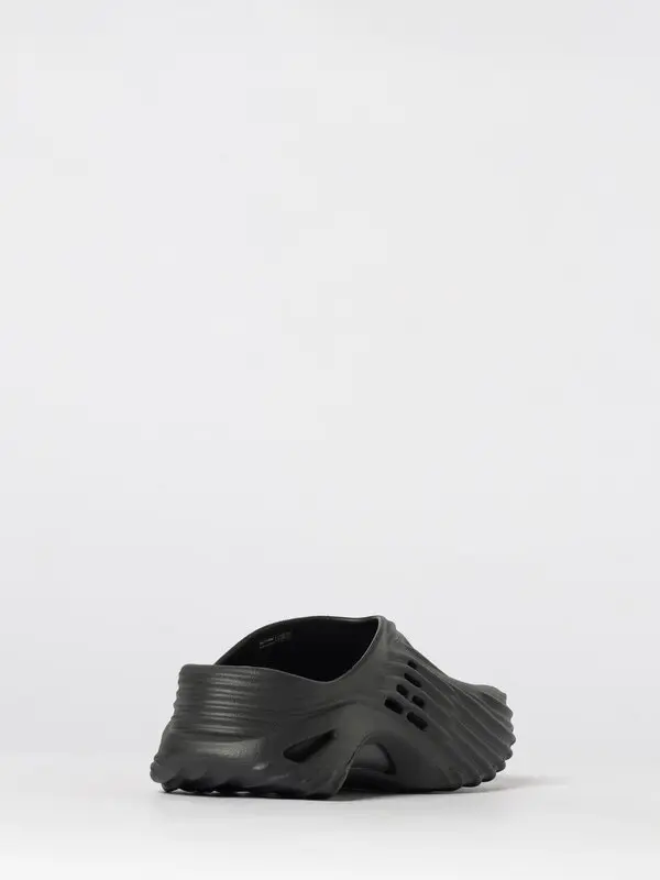 CROCS Echo Wave Mules In Eva Rubber - Black