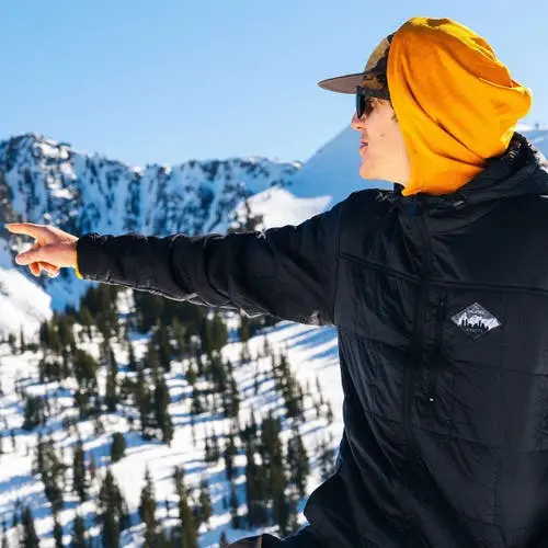 COALATREE Camper Hooded Jacket - Black