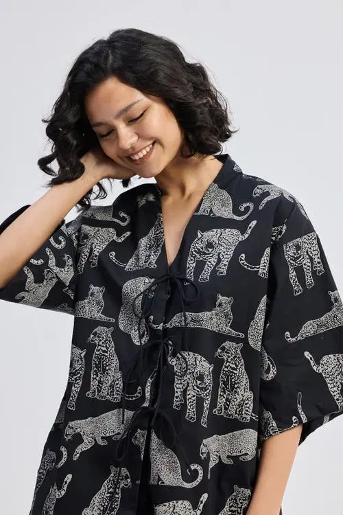 REISTOR Oversized Animal Print Shirt With Front Tie Detail