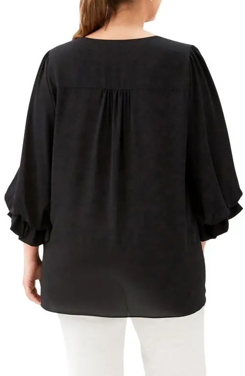 Karen Kane Crossover Hem Asymmetric Top - Black