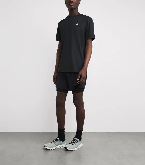 On Train Graphic T-shirt - Black