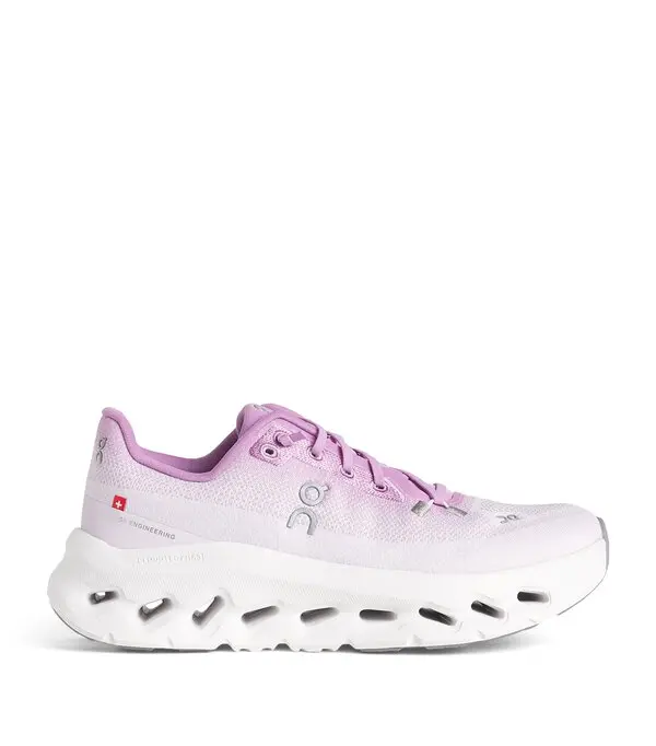 On Cloudtilt Athletic Trainers - Pink