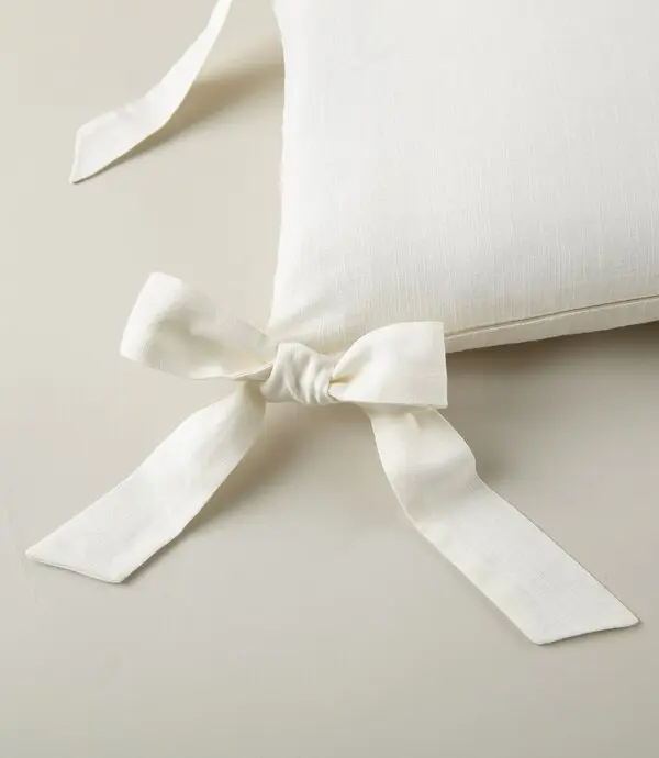 PEACOCK ALLEY Caitlin Bow Pillow - Pearl