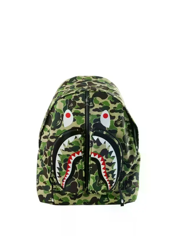 A BATHING APE Shark Camo Backpack - Green