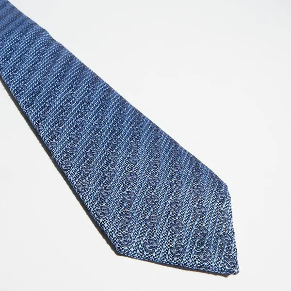 Gucci Gg Silk Jacquard Neck Tie - Blue