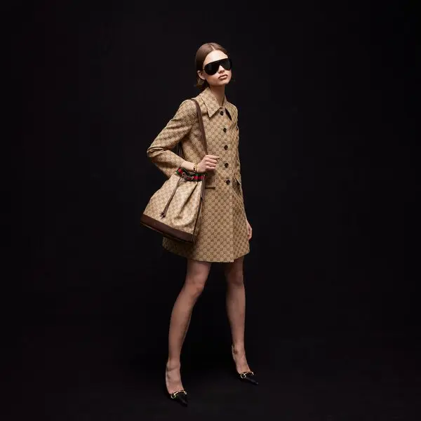 Gucci Large Bucket Bag Gg Canvas - Beige