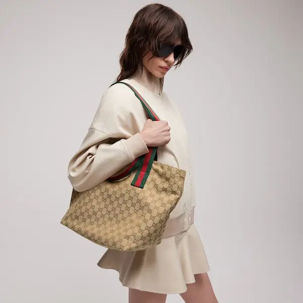 Gucci Gg Small Tote Bag In Gg Canvas - Beige