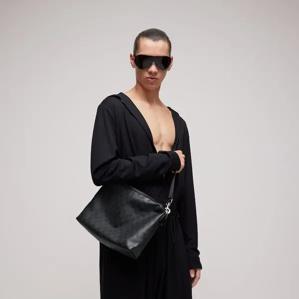 Gucci Essence Classic Medium Crossbody Bag Original Gg Fabric - Black