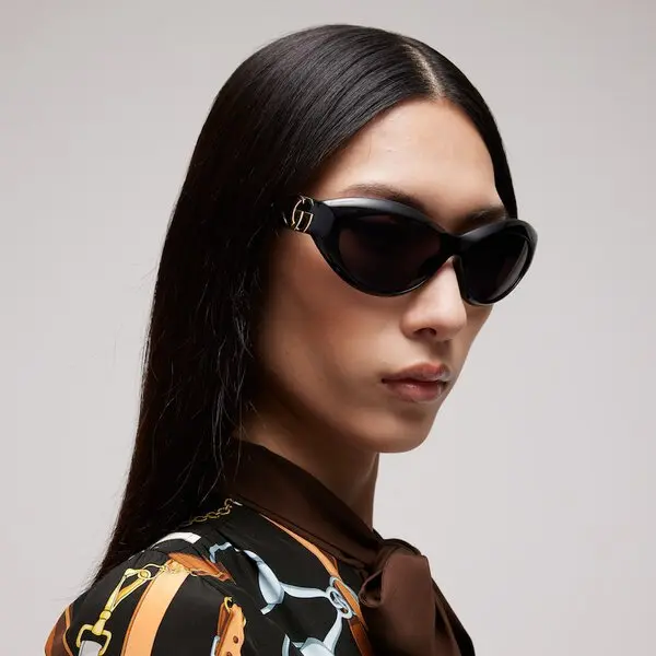 Gucci Cat Eye Frame Sunglasses - Black