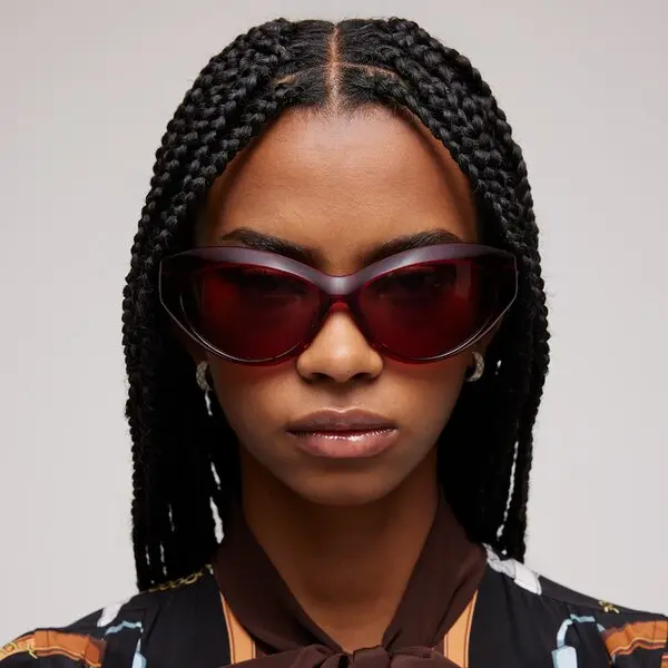 Gucci Cat Eye Frame Sunglasses - Red