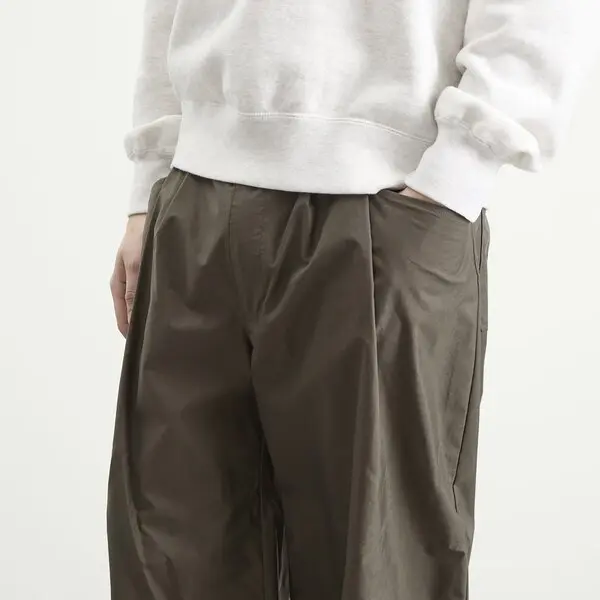 DANTON Pleated Tuck Trousers - Olive