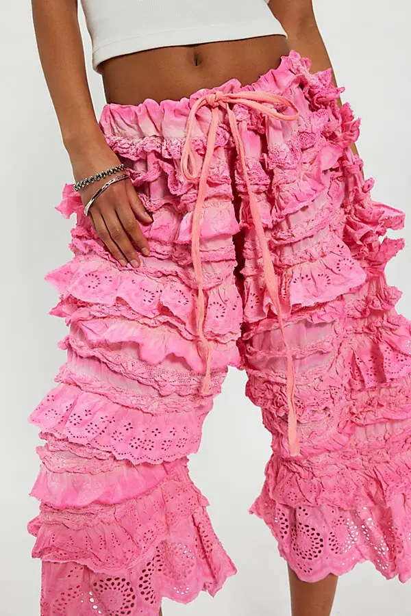 MAGNOLIA PEARL Eyelet Ruffle Cropped Bloomers - Pink