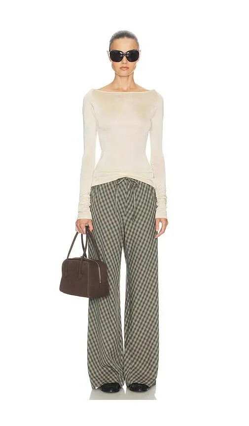 HELSA Slinky Jersey Off The Shoulder Top