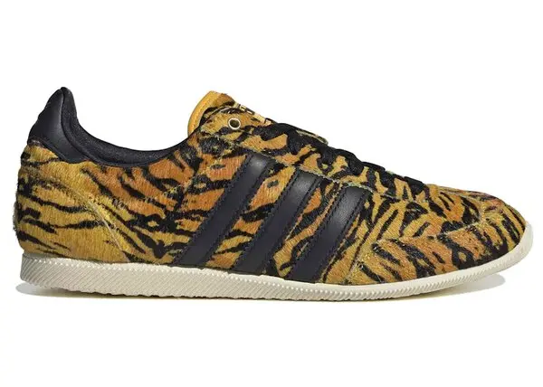 Adidas Japan Tiger Print Crew - Yellow/core Black/crew Yellow