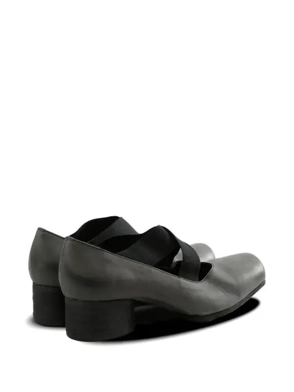 UMA WANG Cross-strap Pumps