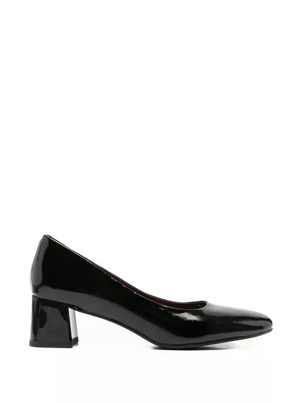LINDA BAUMANN Patent-finish Pumps