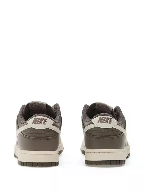 Nike Dunk Low Retro Sneakers