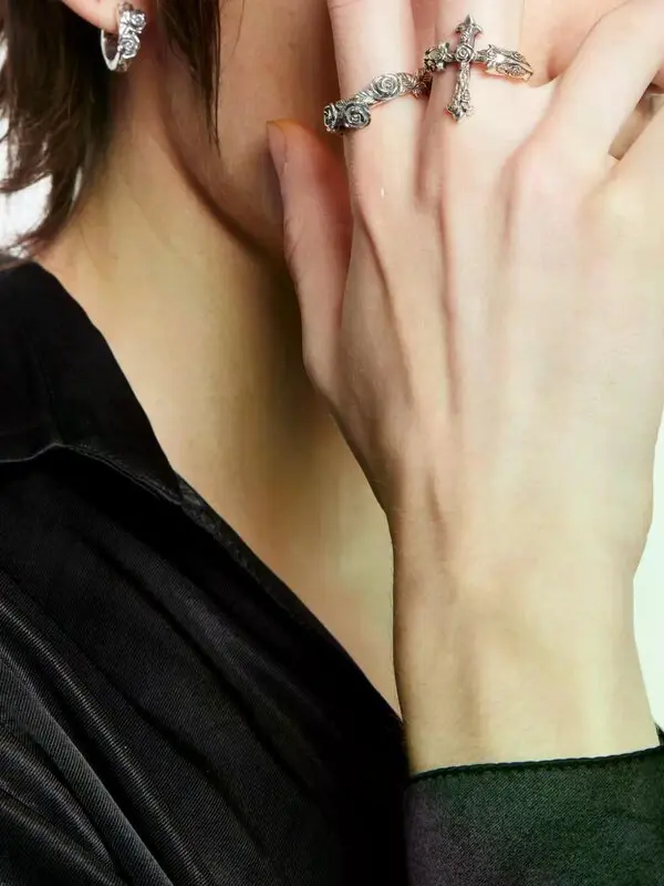 Emanuele Bicocchi Rose Band Ring