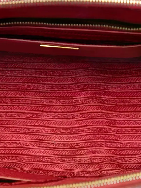 Prada 2000-2010 Medium Saffiano Lux Galleria Double Zip Satchel