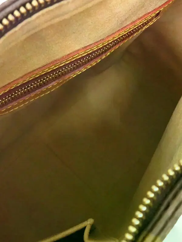 LOUIS VUITTON 1999 Monogram Looping Gm Shoulder Bag - Brown