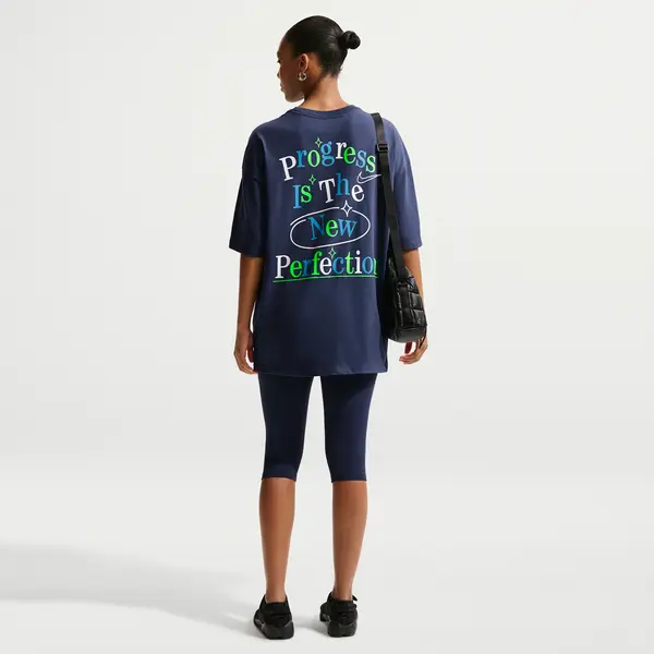 Nike Classic Oversized T-shirt