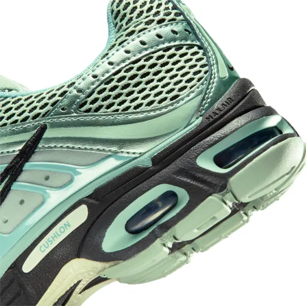 Nike Max Moto 2k Athletic Sneakers - Green