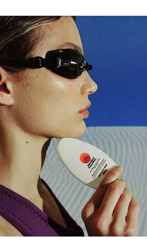 STANDARD PROCEDURE Silk Mineral Spf 50 Sunscreen