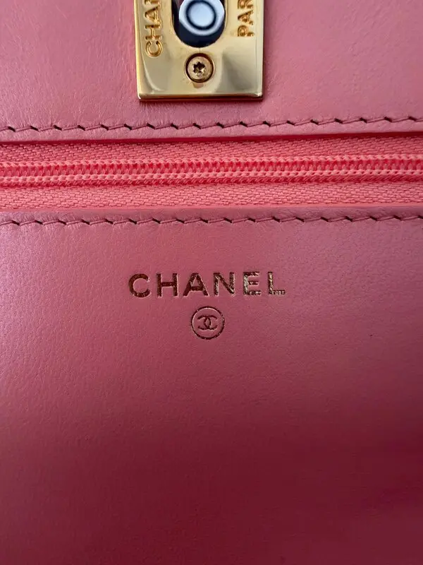 Chanel Wallet On Chain - Pink