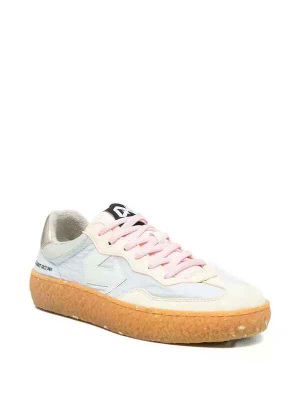 ID.EIGHT Logo-patch Sneakers