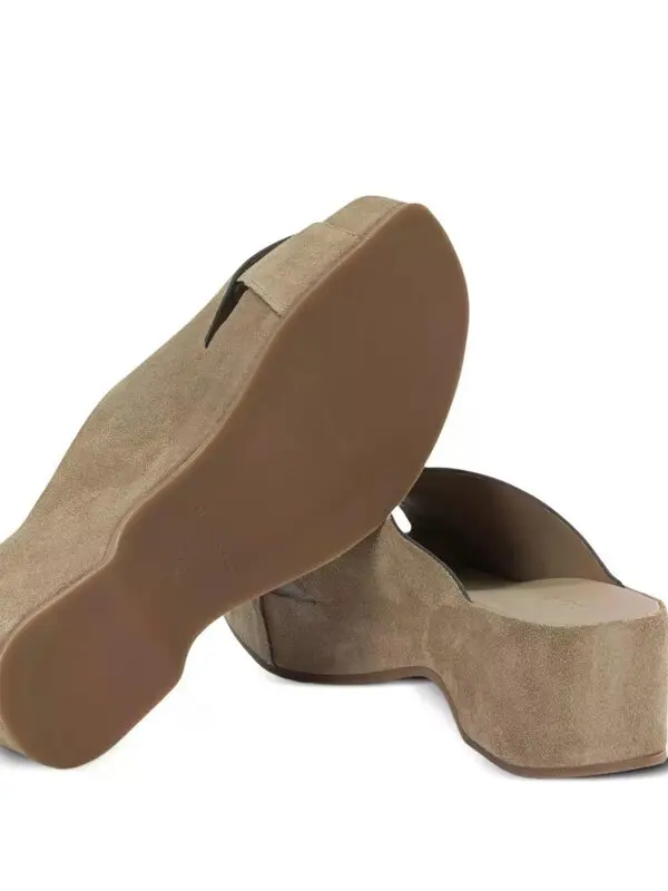 DEL CARLO Horus Crossover-strap Suede Sandals - Neutrals