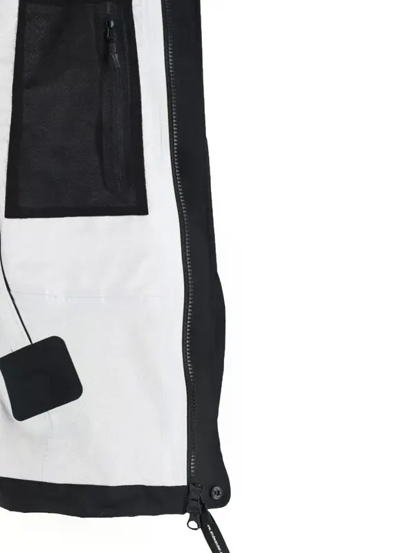 AND WANDER 2.5l Hooded Zip-up Jacket - Black