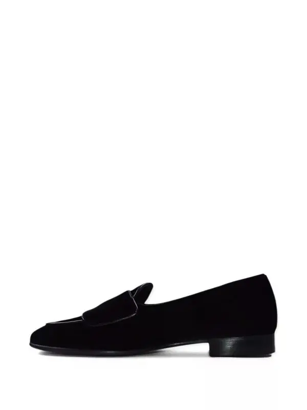 EDHEN MILANO Round-toe Loafers